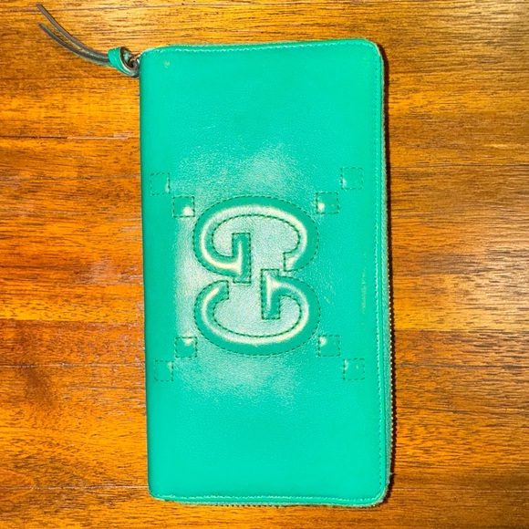 Gucci | Bags | Gucci Green Leather Wallet | Poshmark